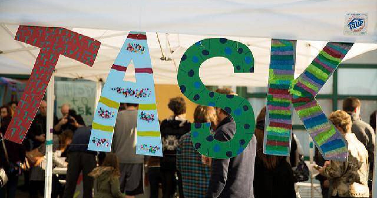 OLIVER HERRING @Mana Contemporary, U.S. | BANK